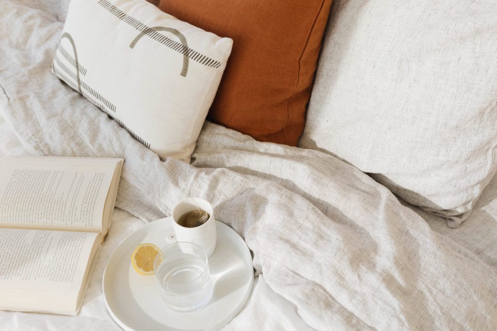 5 Tips for Hosting Guests During the Holiday Season | Wit & Delight ...