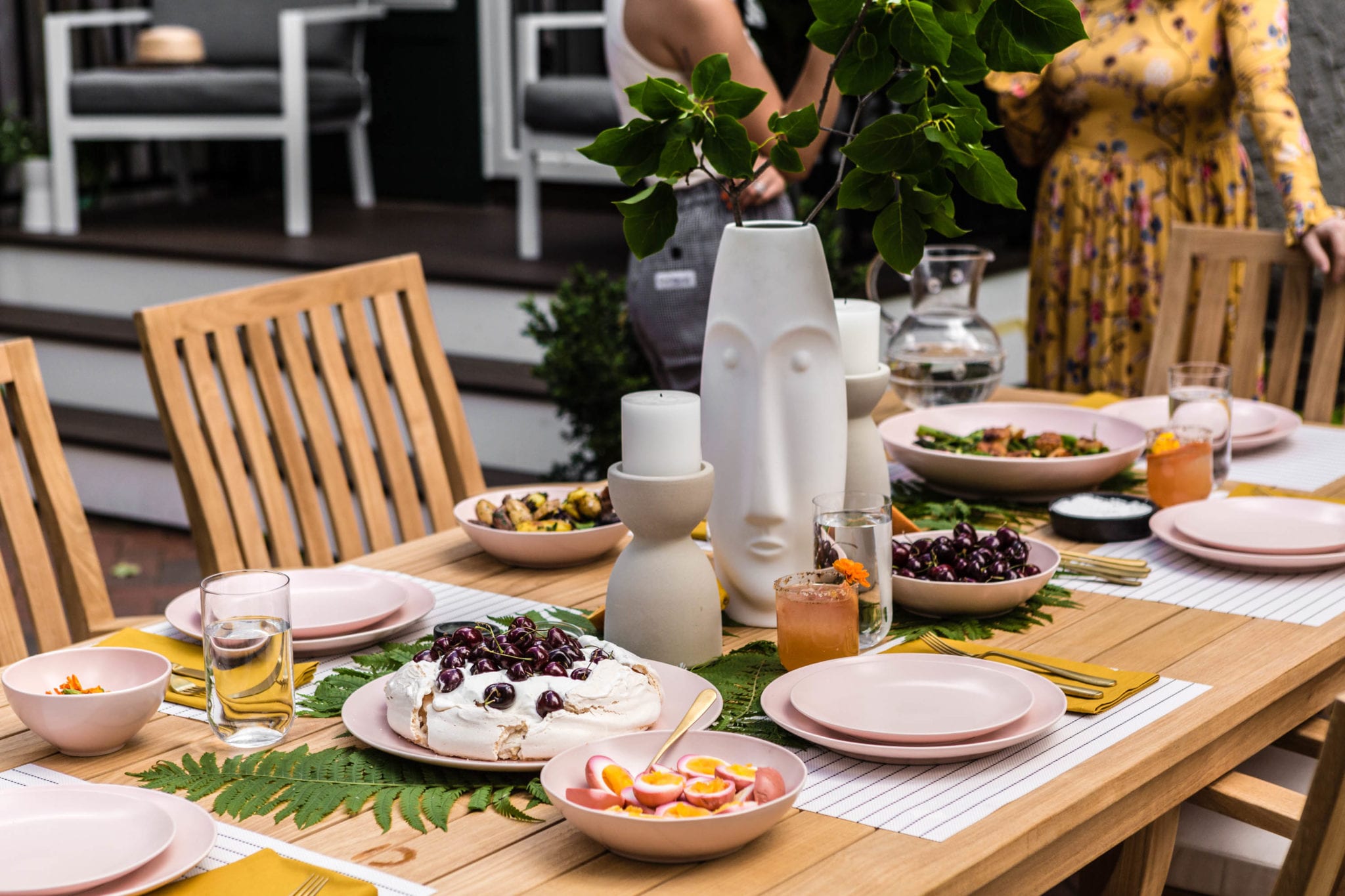 In the Kitchen: A Simple and Elevated Summer Dinner Party | Wit ...