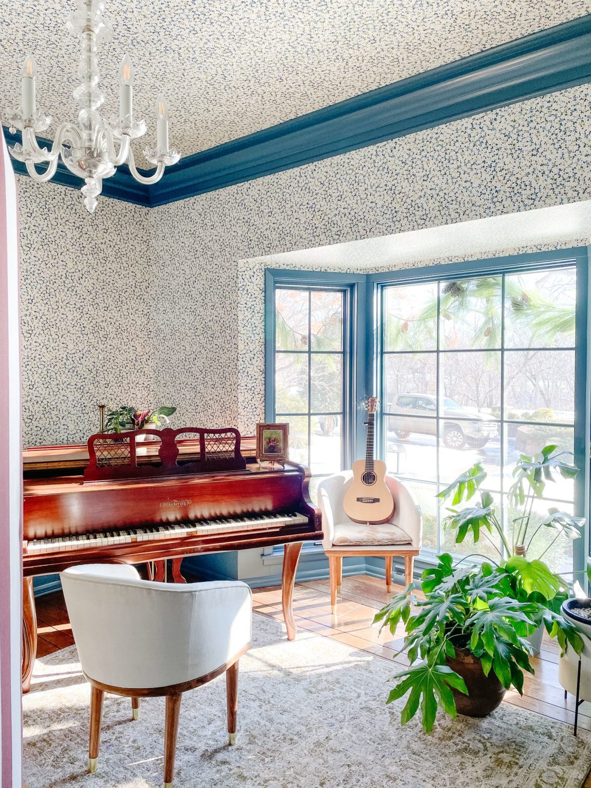 What I Love (and What I Might Change) About the Design of Our Blue Room ...